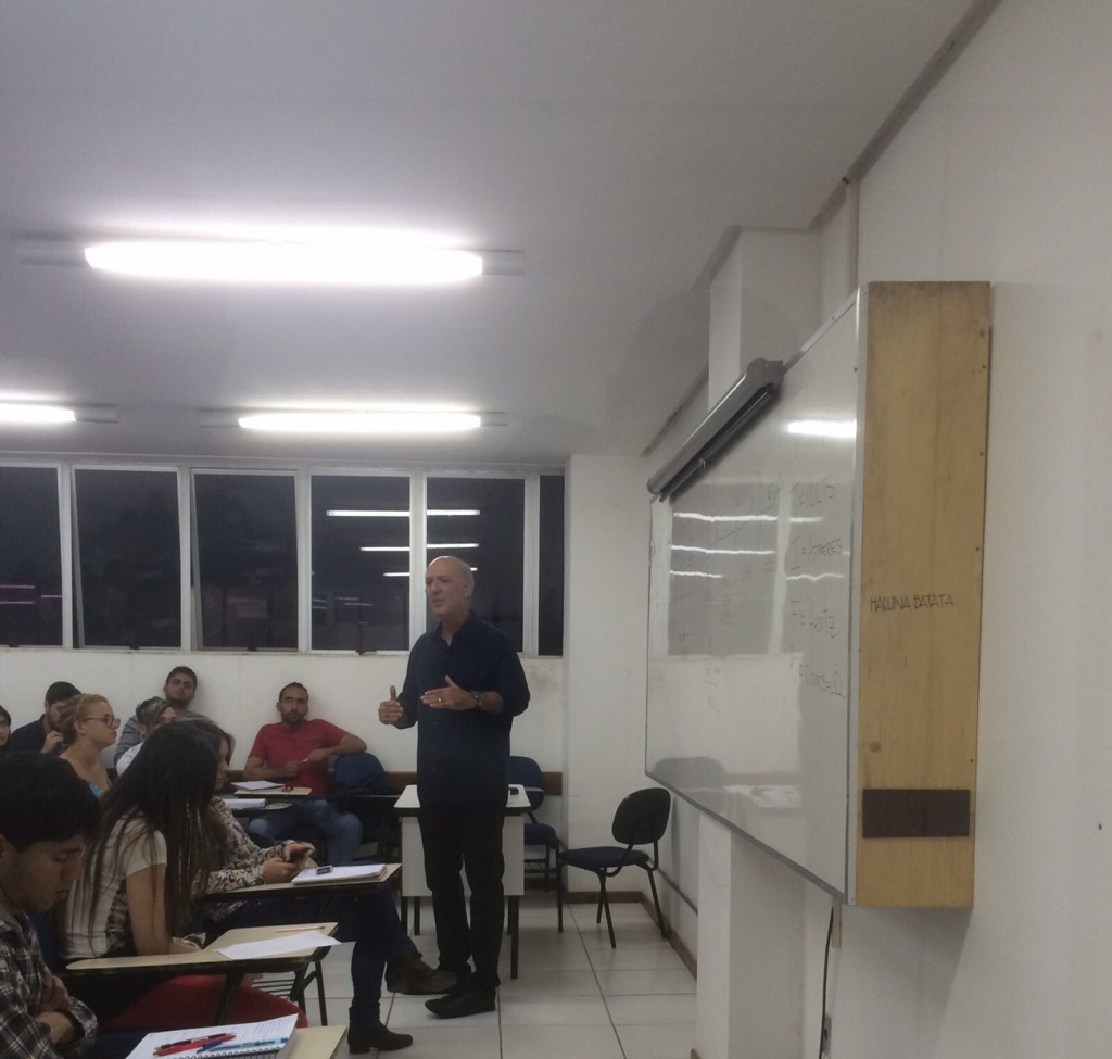Arruda agora é professor... - CB Poder