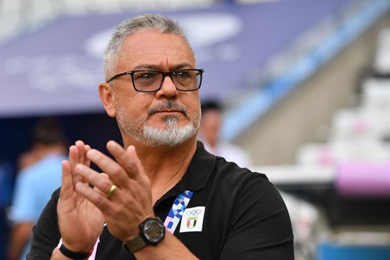Ex-técnico do Egito: o que Rogério Micale tem a dizer sobre o Pyramids ...