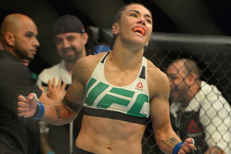 UFC - Elas no ataque