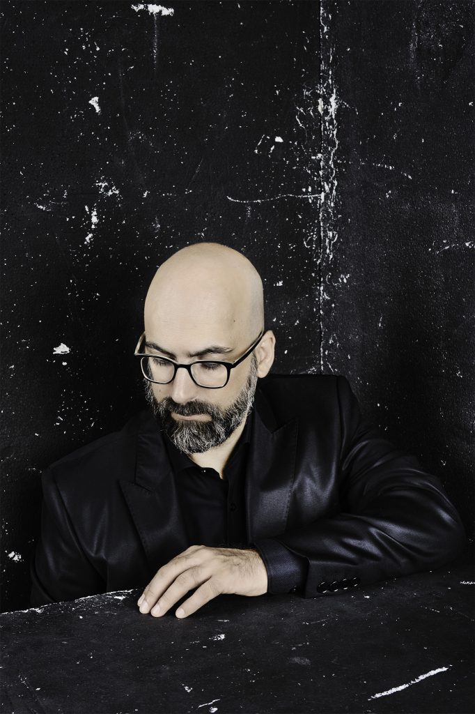 novo livro valter hugo mae brasil história língua literatura