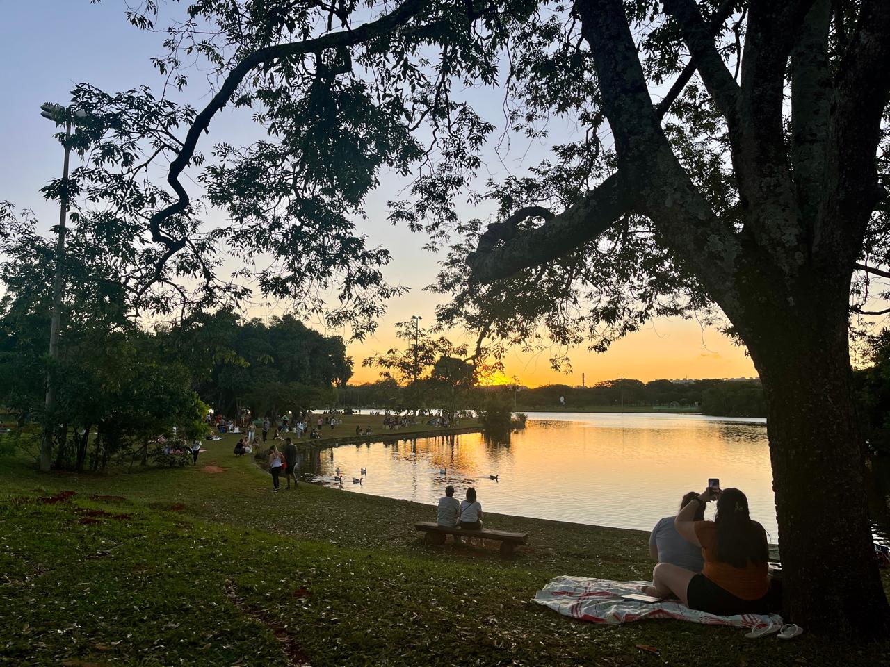 Para celebrar o pôr do sol - Blog | Nosso Parque da Cidade