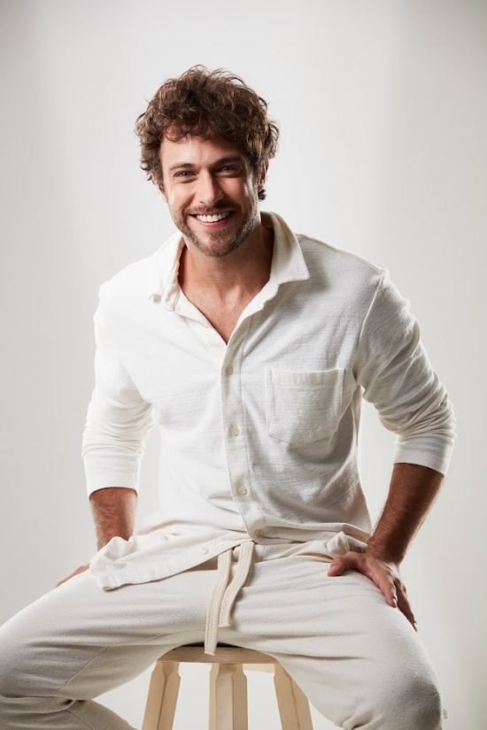 Entrevista com o ator Ronny Kriwat | Blog Próximo Capítulo