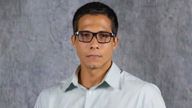 Rafael Gualandi busca seus objetivos com unhas e dentes - Próximo Capítulo